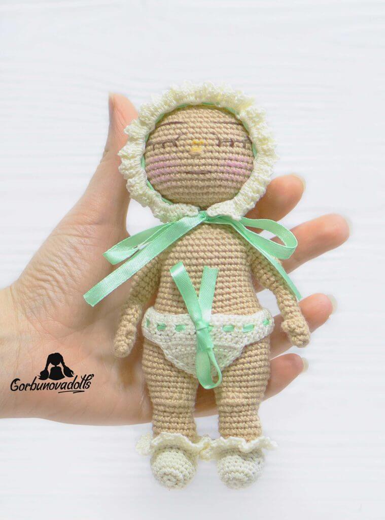 Newborn crochet pattern